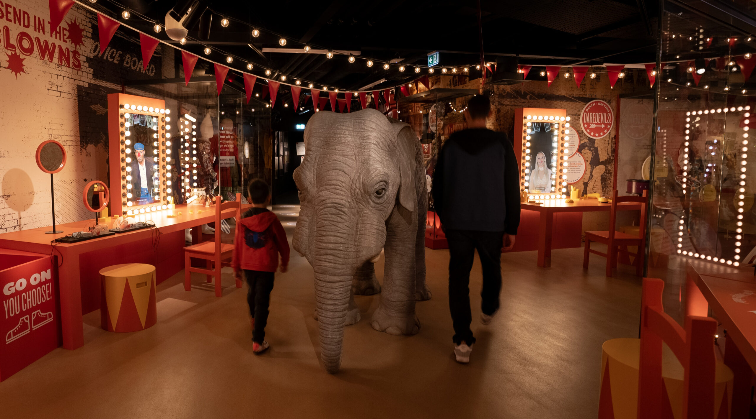 Showtown Blackpool - SquintOpera